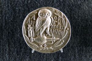 Top 24 Ancient Symbols of Knowledge & Wisdom With Meanings - Give Me ...