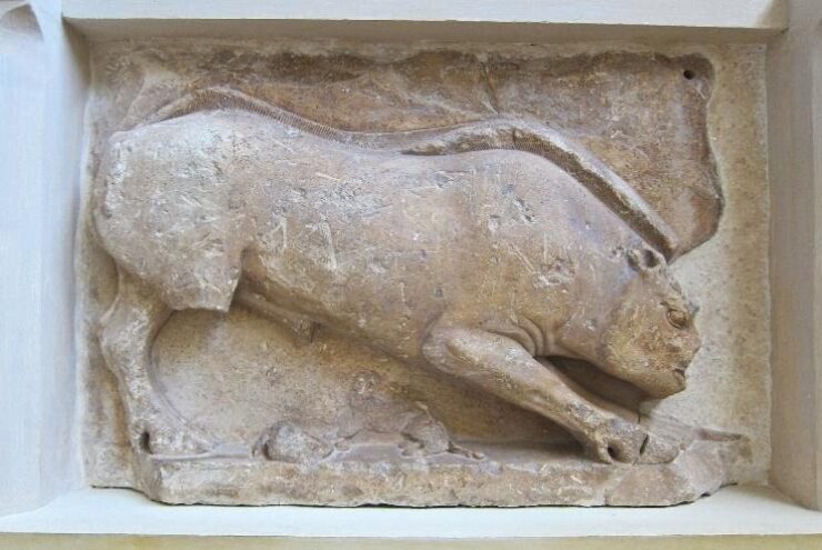 Top 14 Ancient Symbols of Bravery & Courage With Meanings - Give Me History