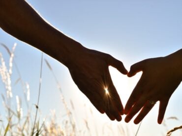 Top 18 Symbols of Kindness & Compassion With Meanings - Give Me History
