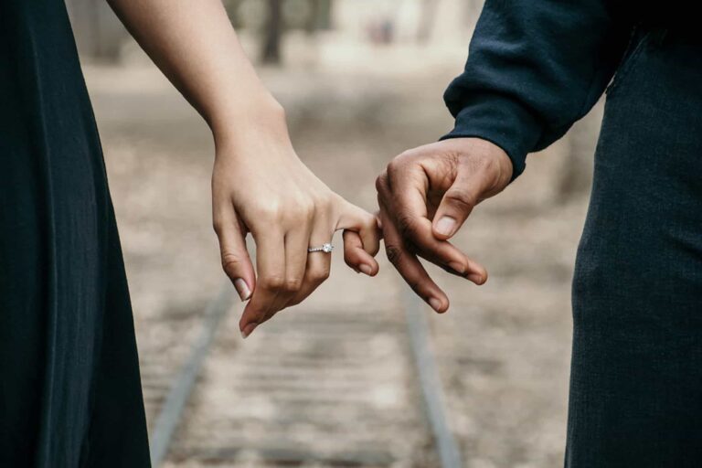 Top 17 Symbols of Unconditional Love With Meanings - Give Me History