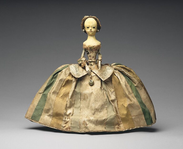 History of French Fashion Dolls - Give Me History