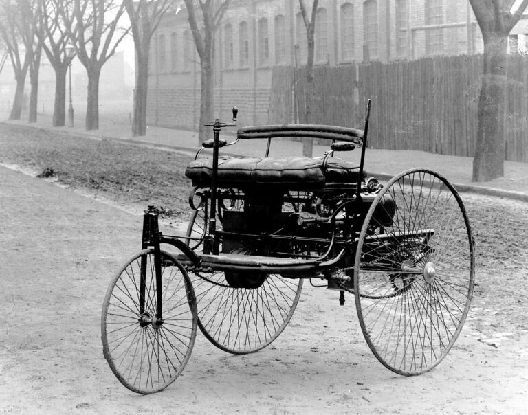 What Was the First Car Company? - Give Me History