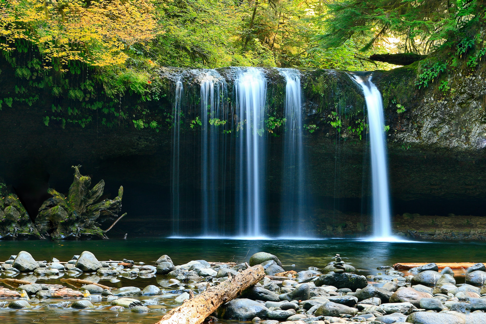 Waterfall Symbolism (Top 12 Meanings) - Give Me History