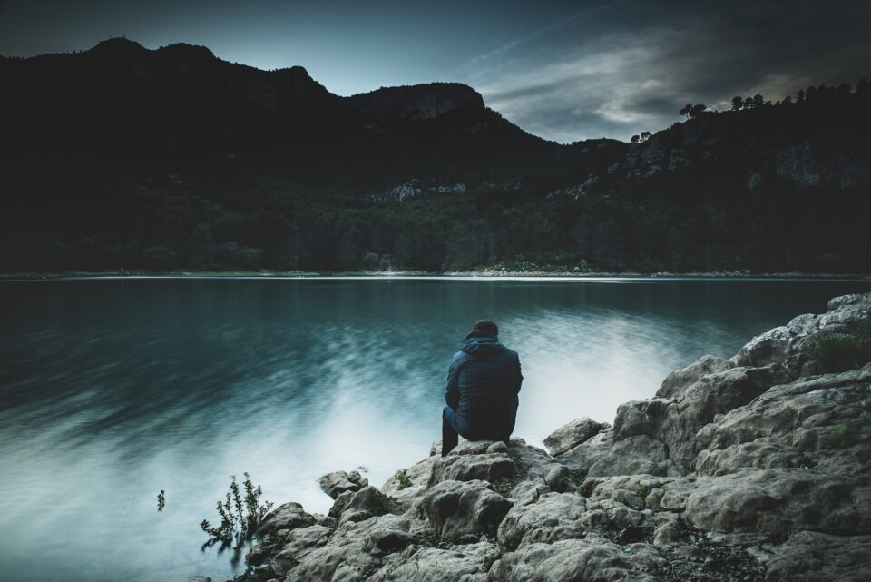 The Symbolism of Silence (Top 10 Meanings) - Give Me History