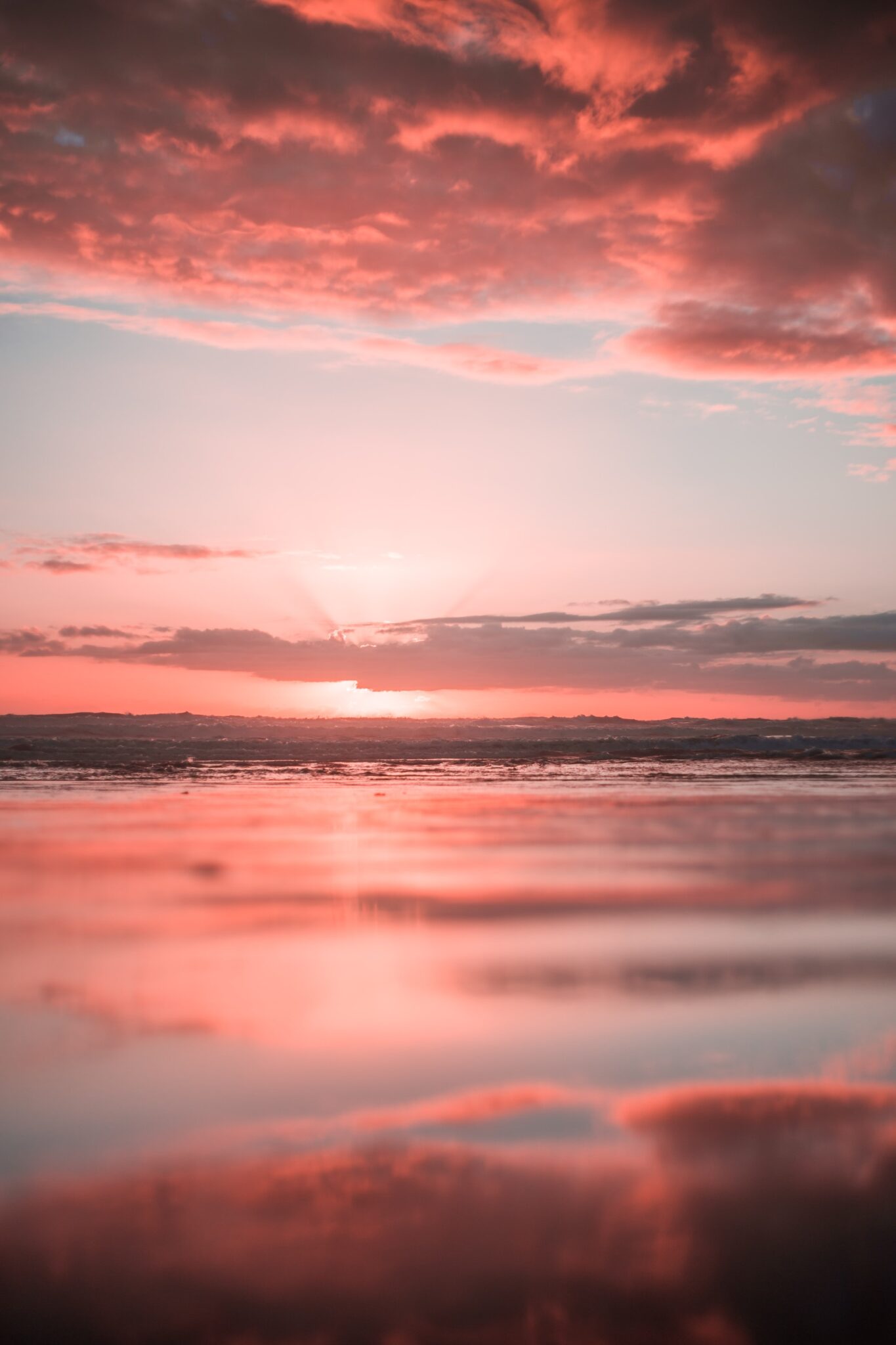 Red Sky Spiritual Symbolism (Top 8 Meanings) - Give Me History