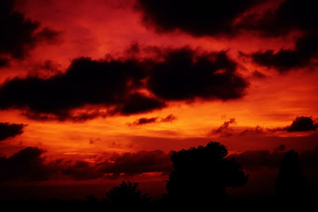 Red Sky Spiritual Symbolism (Top 8 Meanings) - Give Me History